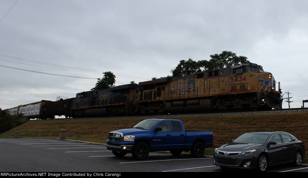 UP 5434 & CSXT 968 on CSX Q370-19